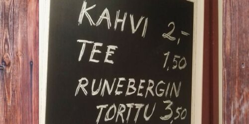 Runebergin Torttu: Finse taartjes eten in je Finse kota